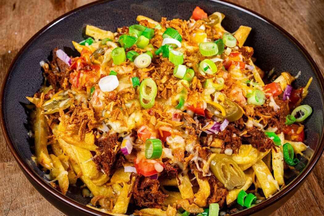 Loaded fries met pulled beef - Inamood
